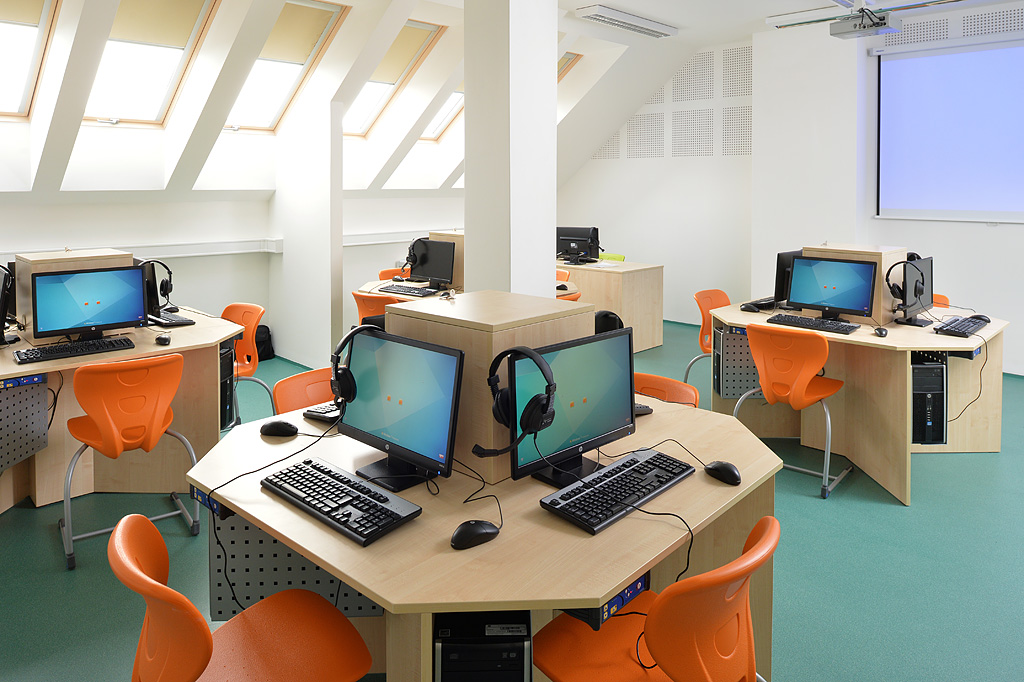 Informatika | Minden térben megoldás